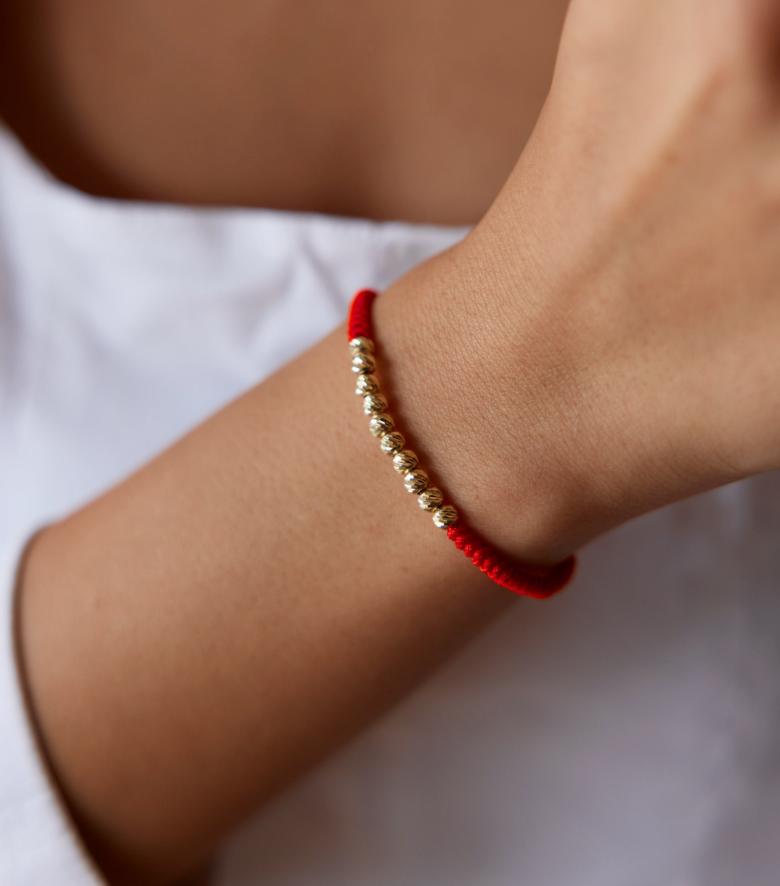 Red Thread Dorica Bracelet – Çağdaş Kuyumculuk